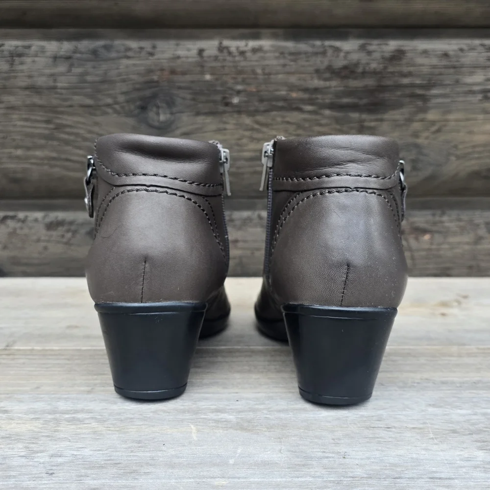 Clarks | Shoes | Clarks Ingalls Thames Cottagecore Rustic Chic Taupe ...